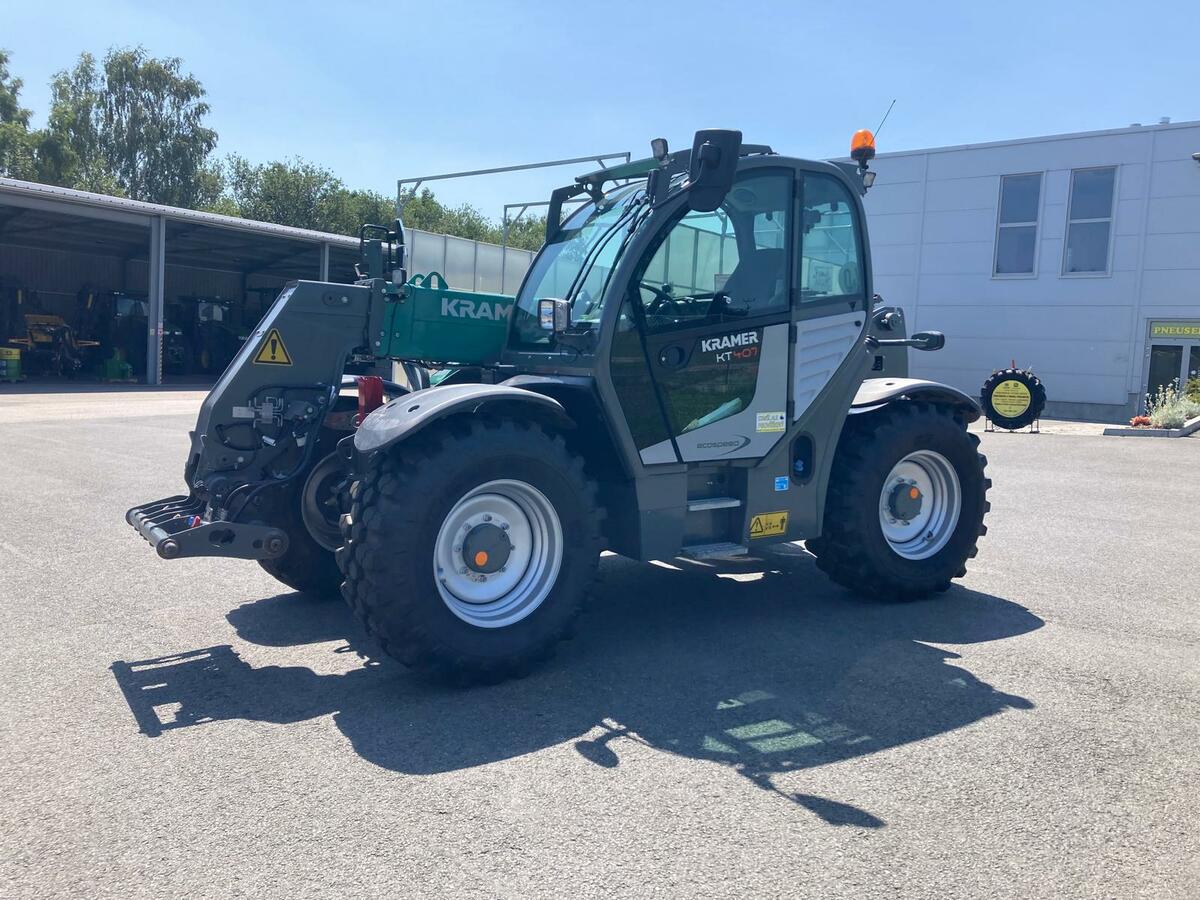 Teleskopický manipulátor KRAMER KT407 | STROM PRAHA a.s.