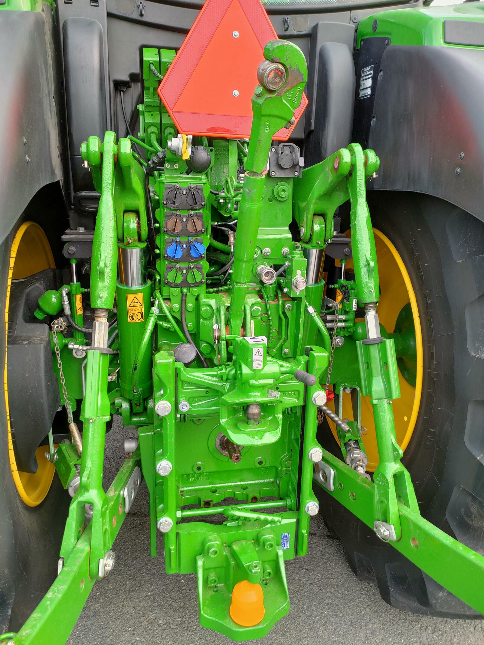 Bazar použitých zemědělských strojů a techniky | STROM PRAHA a.s.